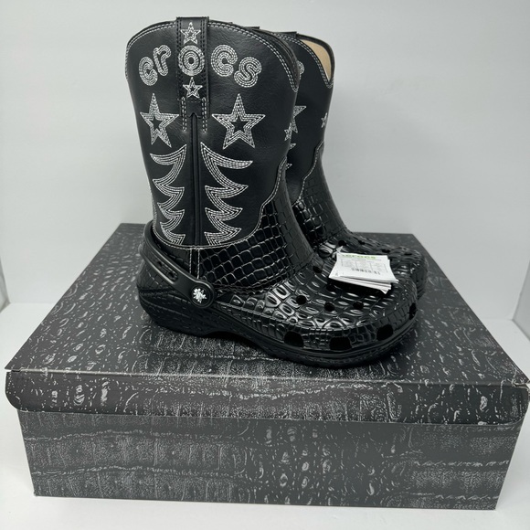 CROCS | Shoes | Crocs Classic Cowboy Boot Wspurs Mens 5 Womens 7 New ...